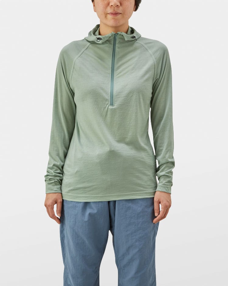 100% Merino Light Hoody | 山と道 U.L. HIKE & BACKPACKING